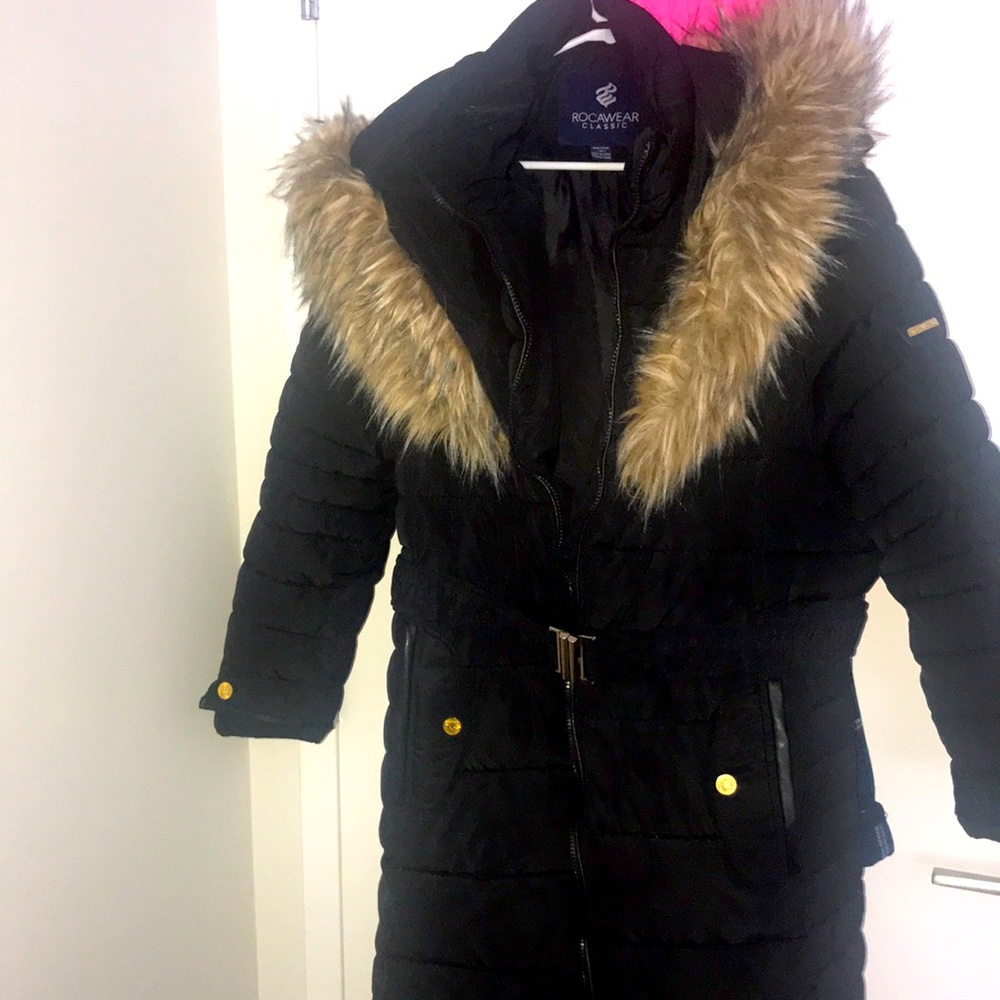 Black Knee Length Puffer Coat With Fax Fur - Gem